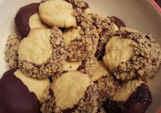 Currant And Orange Shortbread Cookies - Simple And Delicious!
