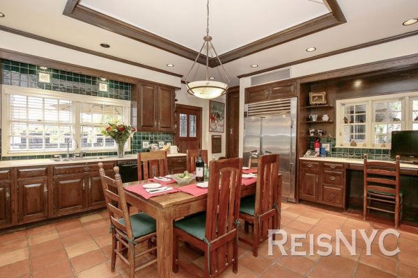 An Epic Fairytale Gingerbread House In Brooklyn - And My Connection!