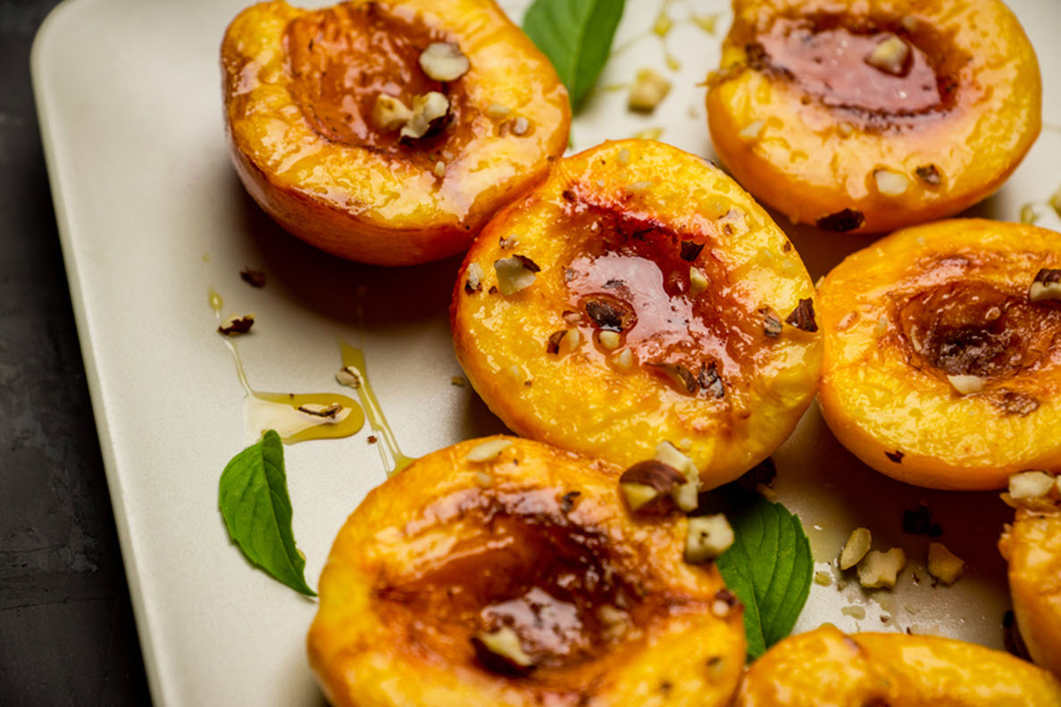 3 Peach Recipes That Are Easy & Perfect In The Summer