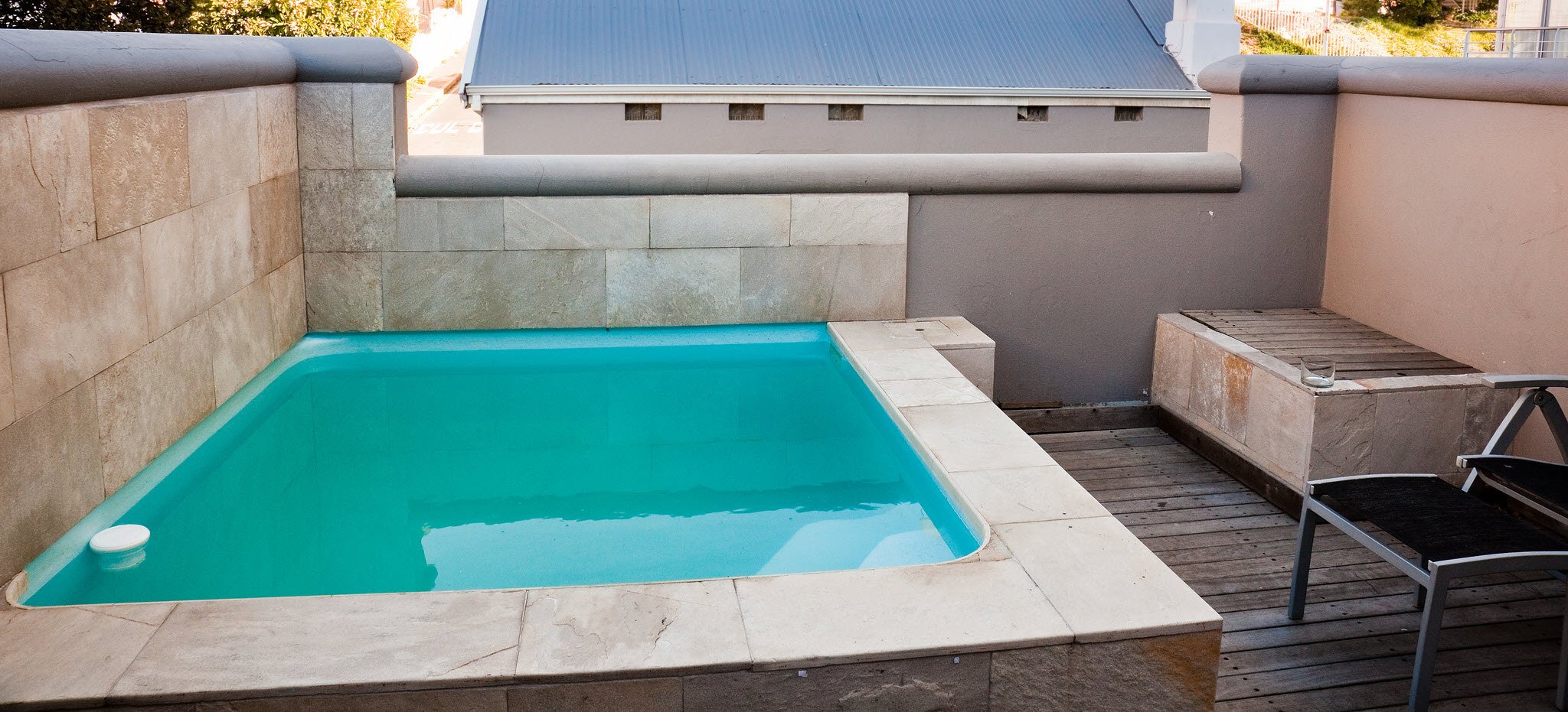 8 Reasons to Own a Plunge Pool in a Townhouse – Home & Garden