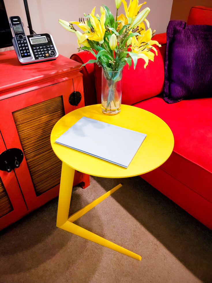 How To Perk Up Your Spring Decor With A Colorful Side Table