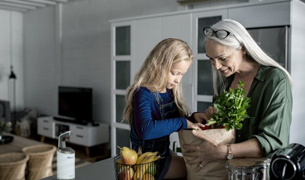 Every Home Needs A Touchless Hand Hygiene Solution – Healthy Living