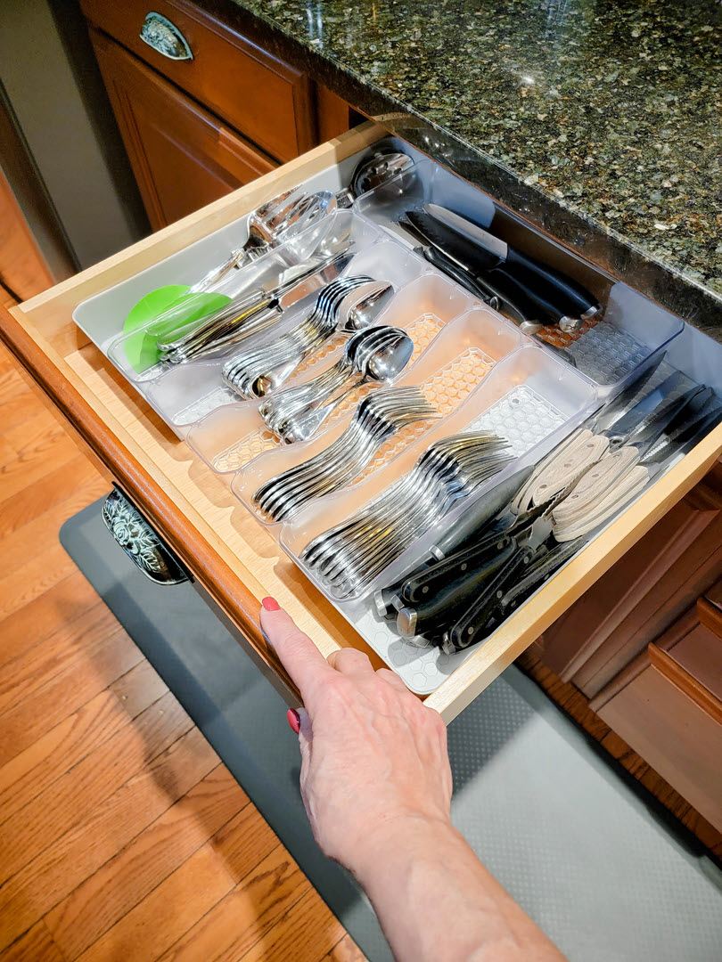 How To Easily Organize Kitchen Cabinet Drawers Like A Pro