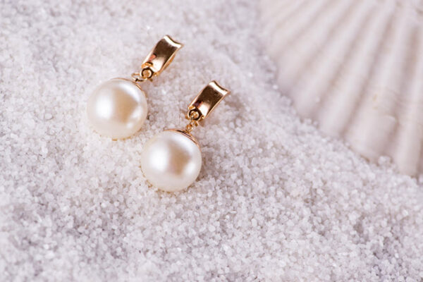 Pearl Earrings - How To Choose The Right Size And Shape